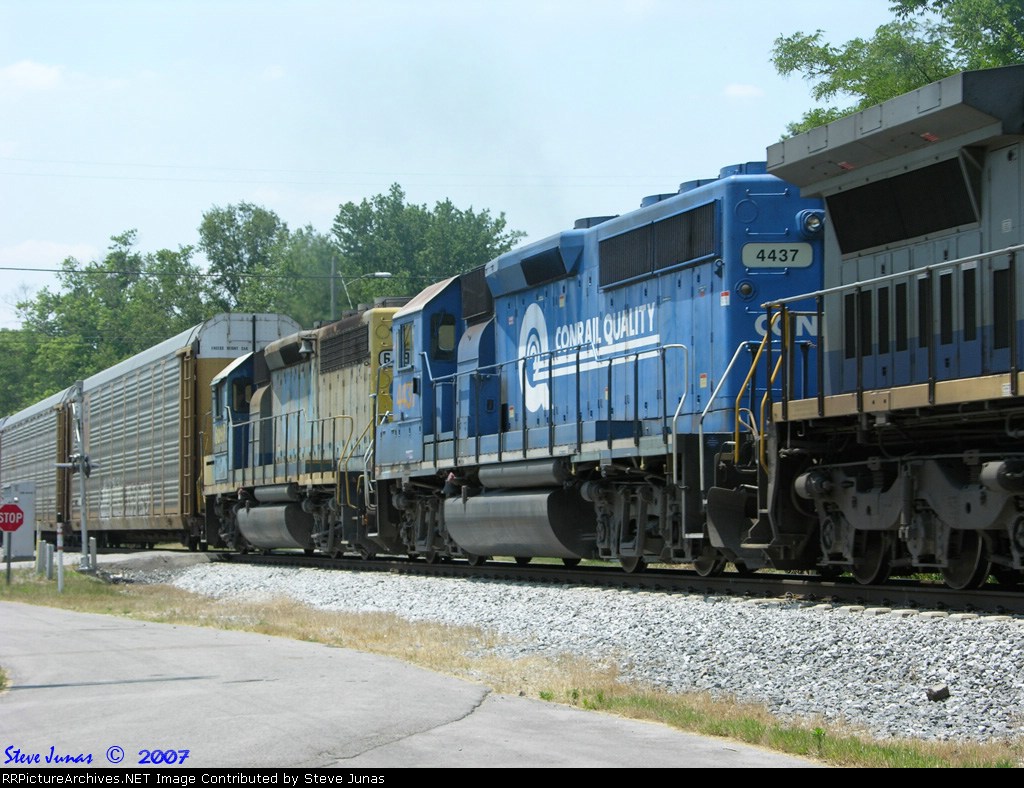 CSX 4437 Q282